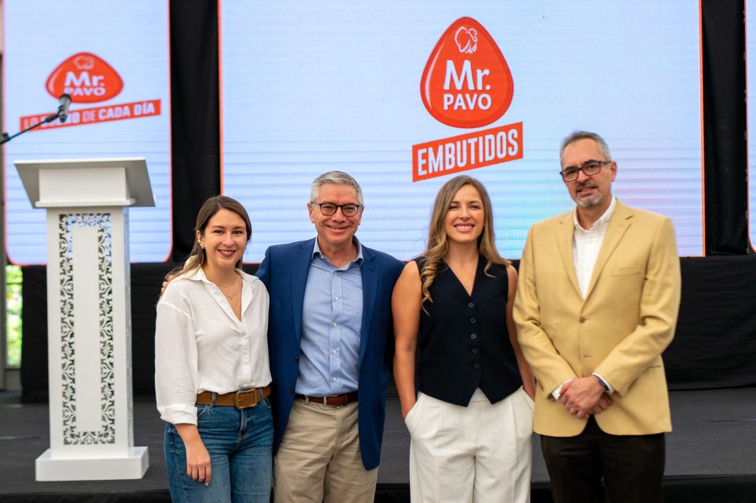 Mr. Pavo lanzó su nueva línea de embutidos